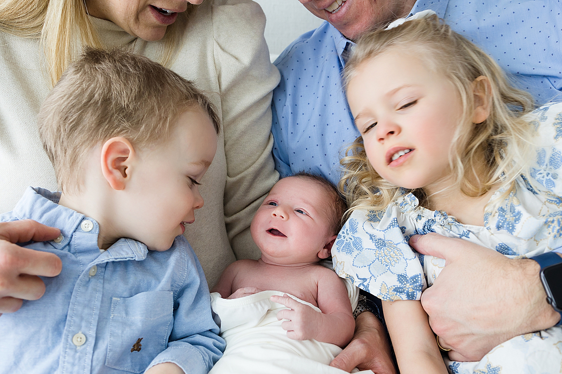 Minneapolis Newborn Photographer I Calm Maeve - megannorman.com